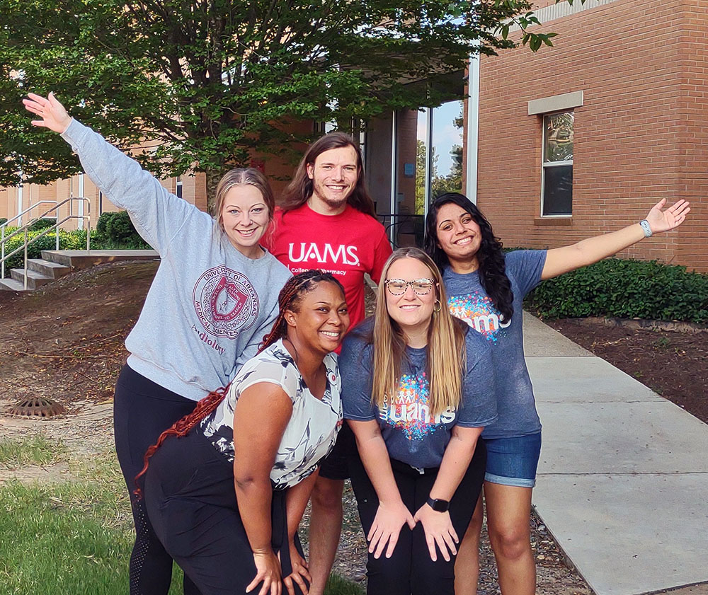 Campus Life Welcomes New Resident Assistants | Academic Affairs